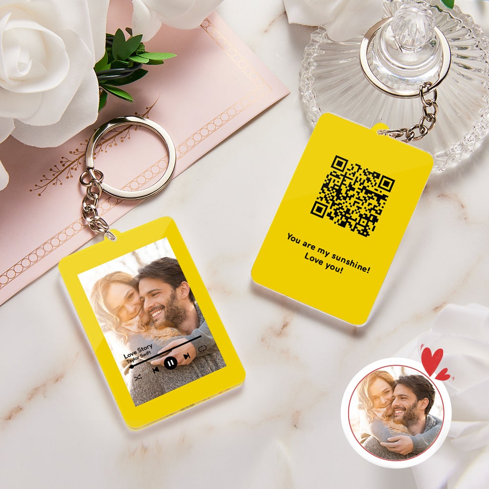 Personalized Keychain Video and Photo Keychain with Scannable QR Code ...
